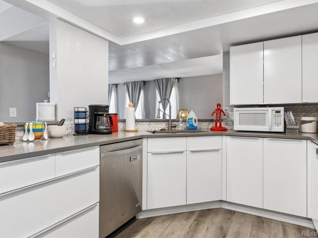 6475 S Dayton Street # 106