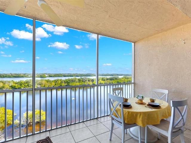 6475 Shoreline Dr, Unit 5403, St. Petersburg, FL 33708 | MLS #TB8370 | Compass