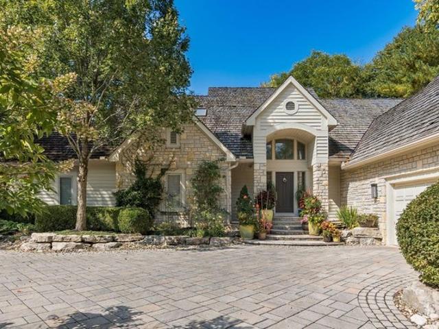 6477 Quarry Ln, Dublin, OH 43017