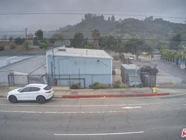 6470 Foothill Boulevard