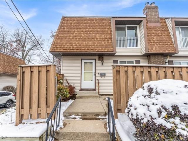 6470 State Rd Apt K5, Parma, OH 44134