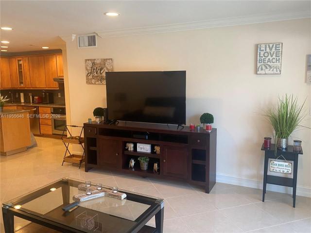 6471 Bay Club Dr Unit 2, Fort Lauderdale, US, FL