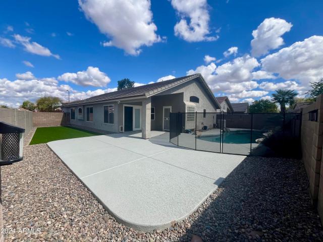 6471 W Adobe Drive