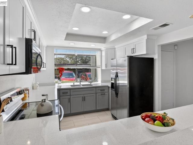 6472 Buena Vista Dr A