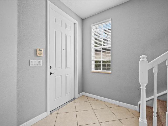 647 Castle Dr, Palm Beach Gardens, FL 33410 | MLS #R11149 | Compass