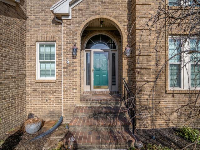 647 Gingermill Lane, Lexington, US, KY
