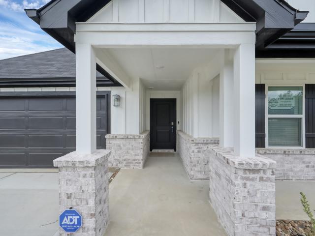 647 Delicate Arch Dr, Conroe, TX 77303 | MLS #8053 | Compass