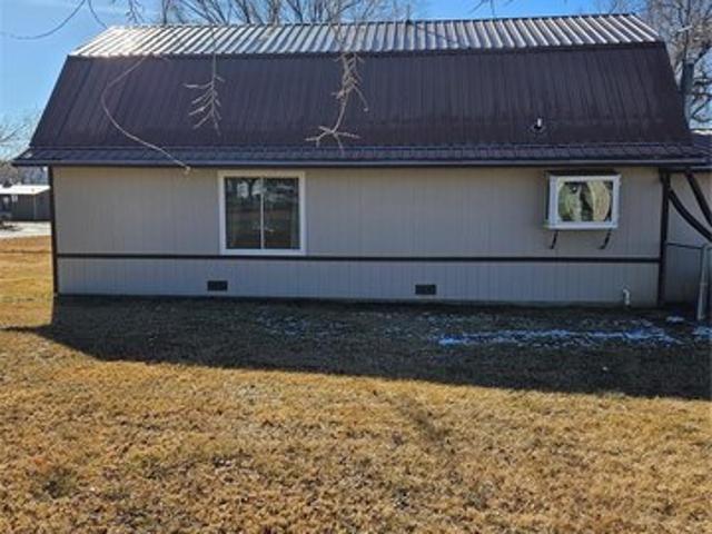 647 Denver Ave, De Beque, CO 81630