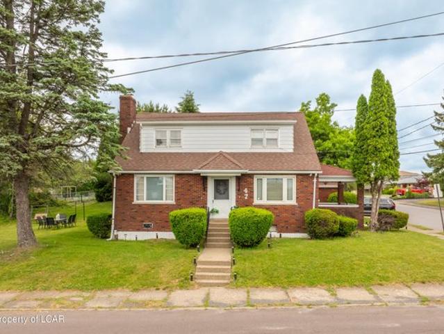 647 E 9th St, Hazleton, PA 18201