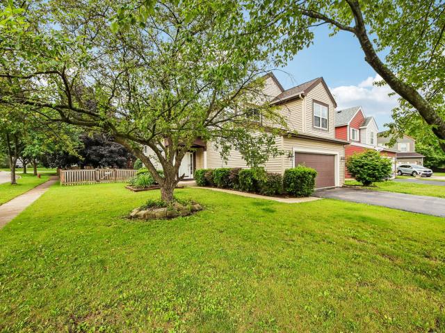 647 E Princeton Court