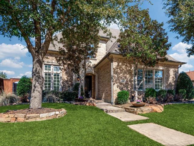 647 Fountainview Dr, Irving, TX 75039 | MLS #21185 | Compass
