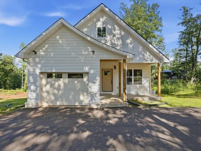 647 Forest Cir, Sparta, TN 38583