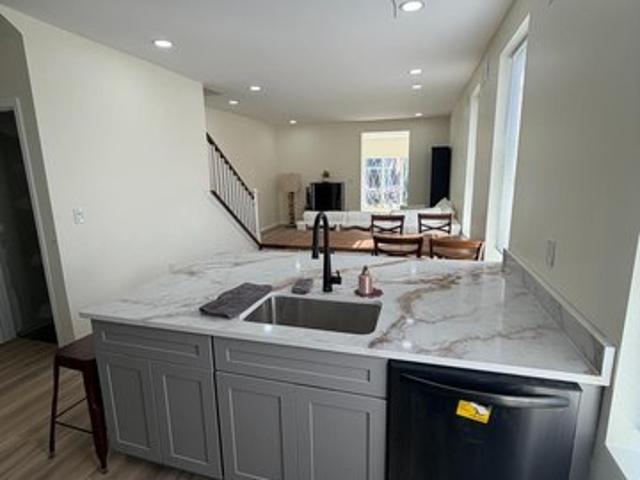 647 Kerper St, Philadelphia, PA 19111