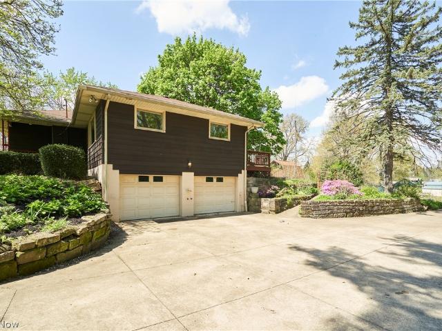 647 Killian Road