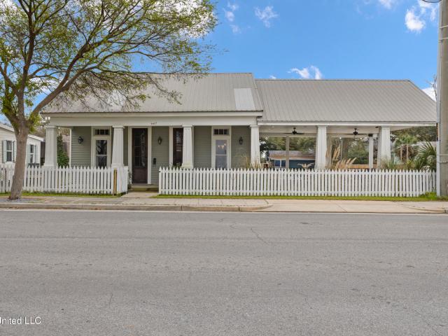 647 Howard Avenue