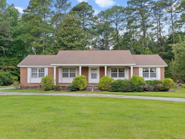 647 Mallard Rd, Smithfield, NC 27577