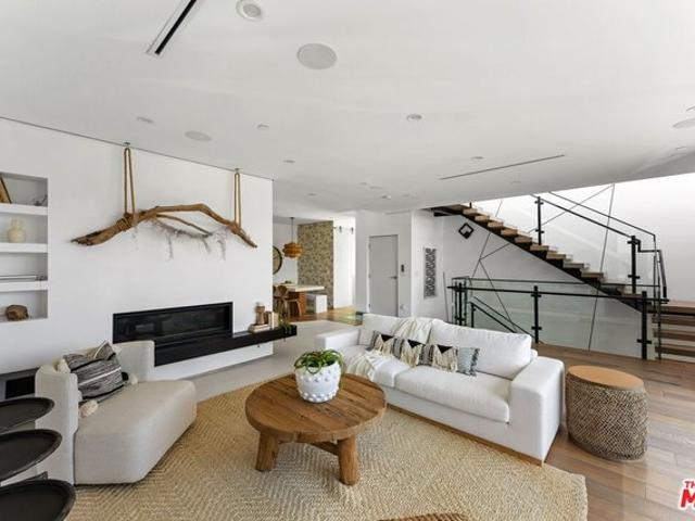647 Mildred Ave, Venice, CA 90291
