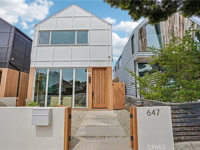 647 Navy St, Santa Monica, CA 90405 | MLS #SB26052