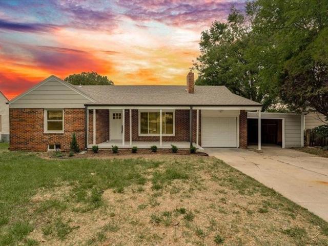 647 S Vassar St, Wichita, KS 67218