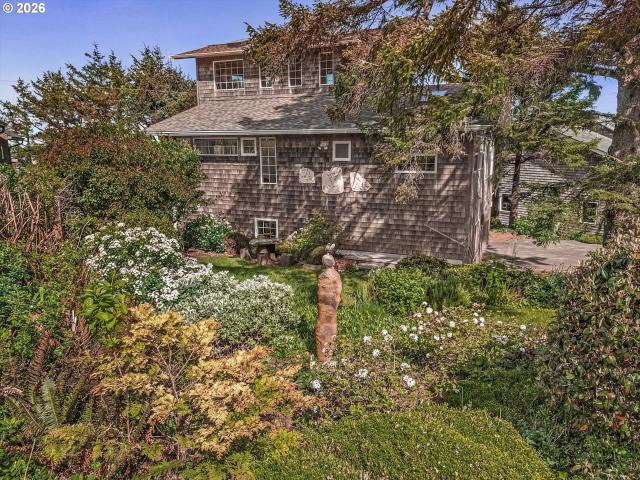 647 pacific view dr