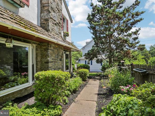 647 Pinney Road