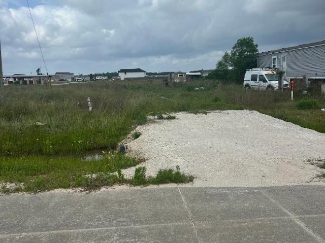 647 Road 5707