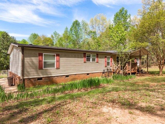 647 Tizian Lane Ext, Inman, SC 29349