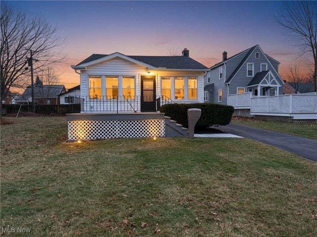 647 Voelker Ave, Euclid, OH 44123