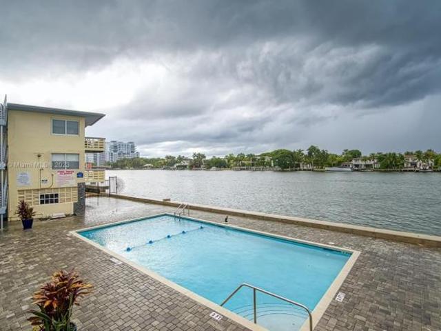 6484 Indian Creek Dr #213, Miami Beach, FL 33141