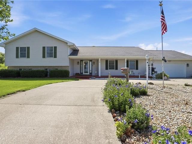 6485 N County Road 400E, Mattoon, IL 61938