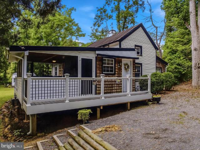 6485 Cacapon Road