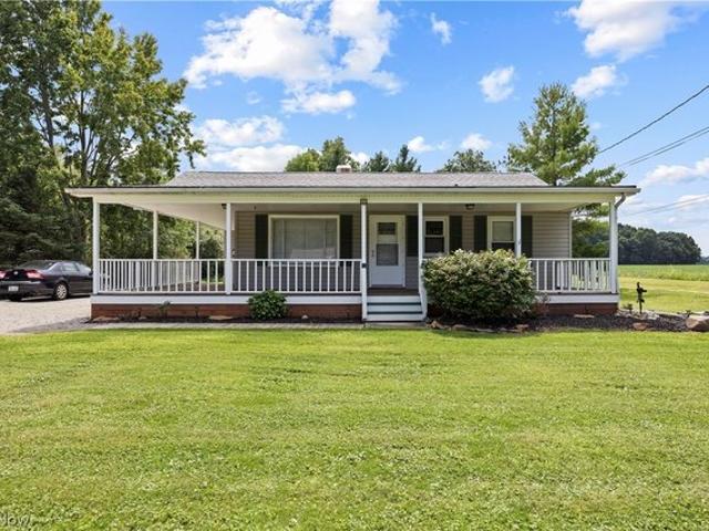 6485 Russia Rd, South Amherst, OH 44001