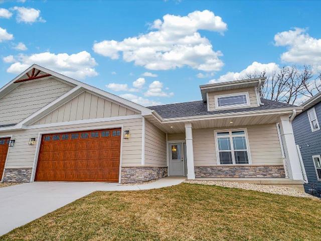 6485 Ridge View Way