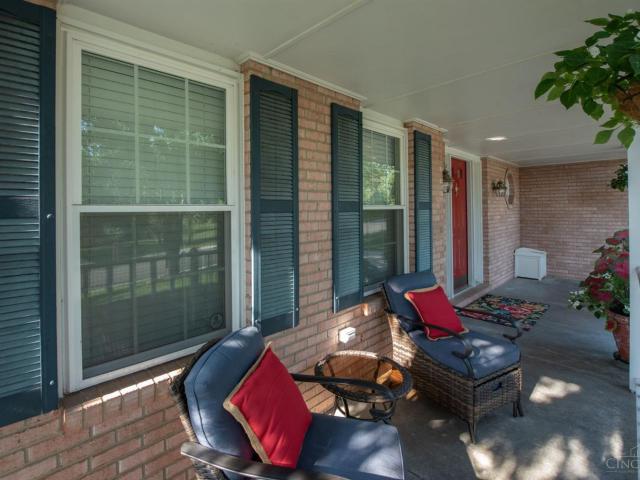 6489 Club Lane