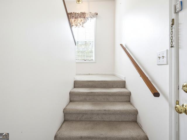 6483 Northridge Way