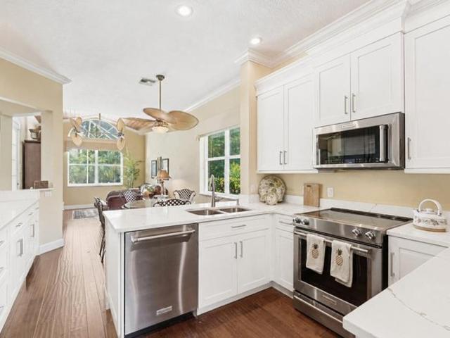 6483 SE Wild Olive Ln, Stuart, FL 34997