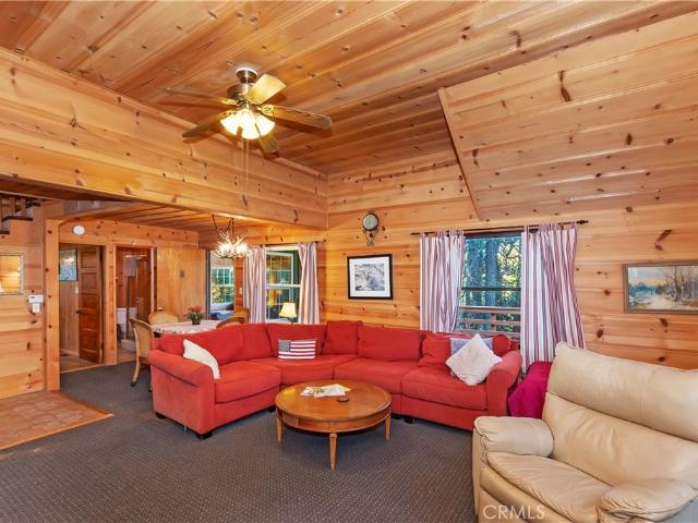 648 Crest Estates Drive