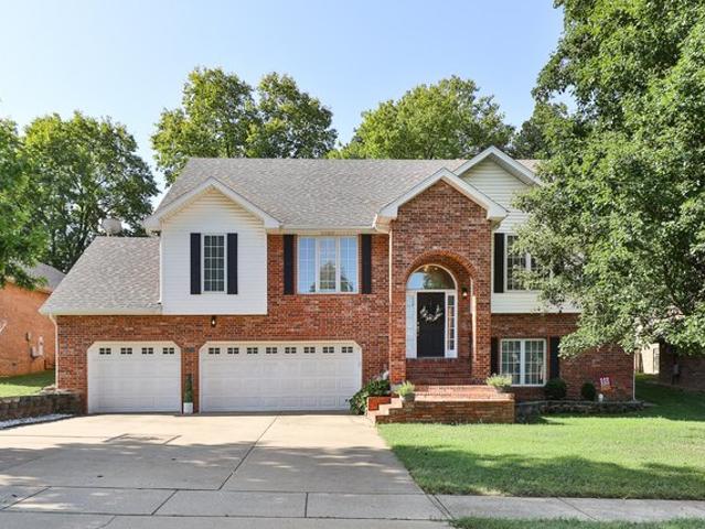 648 E Lakewood Pl, Springfield, MO 65810