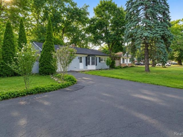 648 S Cass Lake Road