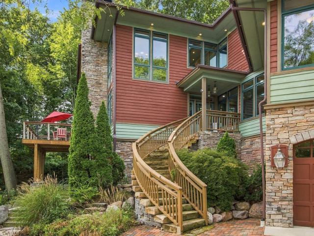 648 Shady Creek Drive