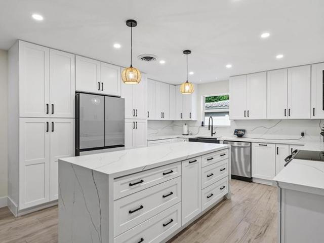 648 SW 3rd St, Boca Raton, FL 33486