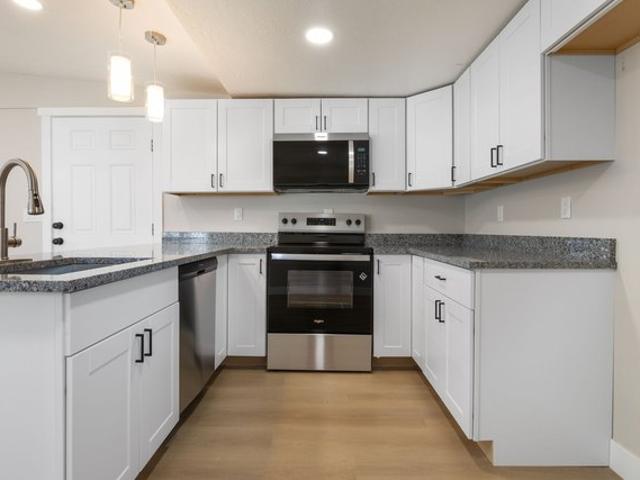 6494 S 1090 W, Murray, UT 84123