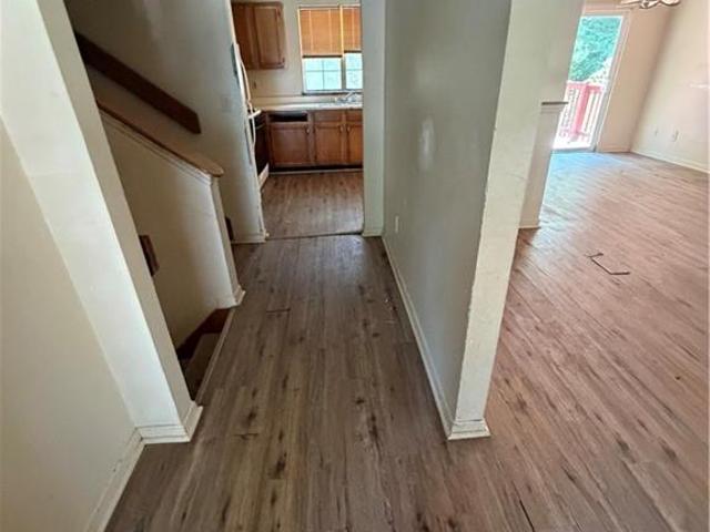 6495 Emerald Pointe Circle