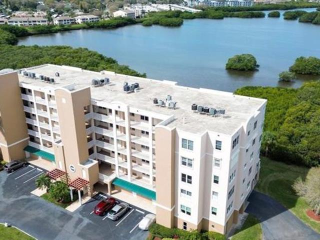 6495 Shoreline Dr #8104, Saint Petersburg, FL 33708