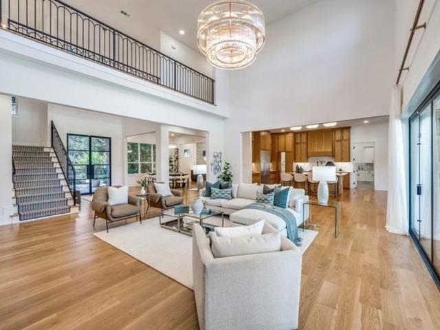 6499 Royalton Dr, Dallas, TX 75230