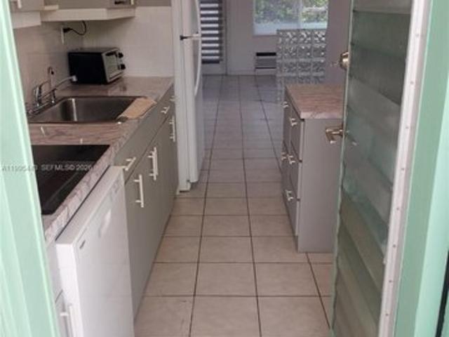 6490 Collins Ave Apt 18, Miami Beach, FL 33141