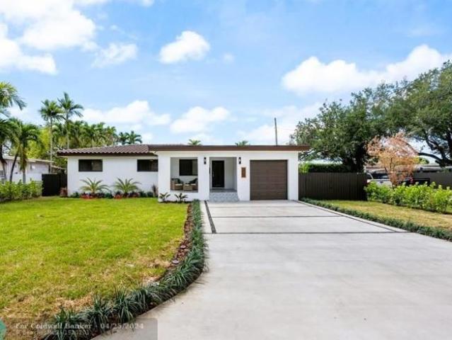 6490 SW 26th St, Miami, FL 33155