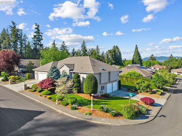 6490 SE Norma Cir, Milwaukie, OR 97267