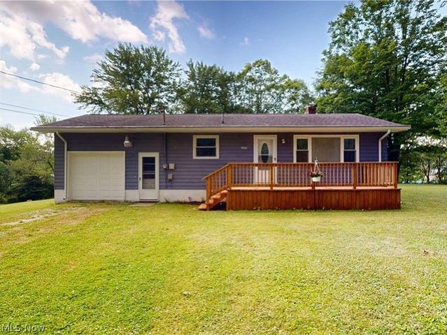 6490 Willow Way, Andover, OH 44003