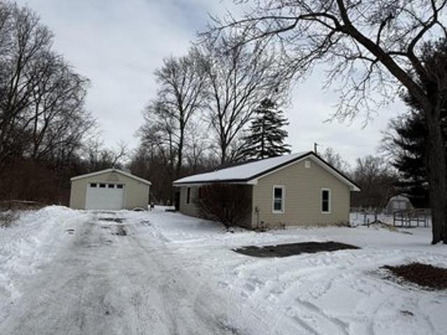 6492 W Olson Rd, Rochester, IN 46975